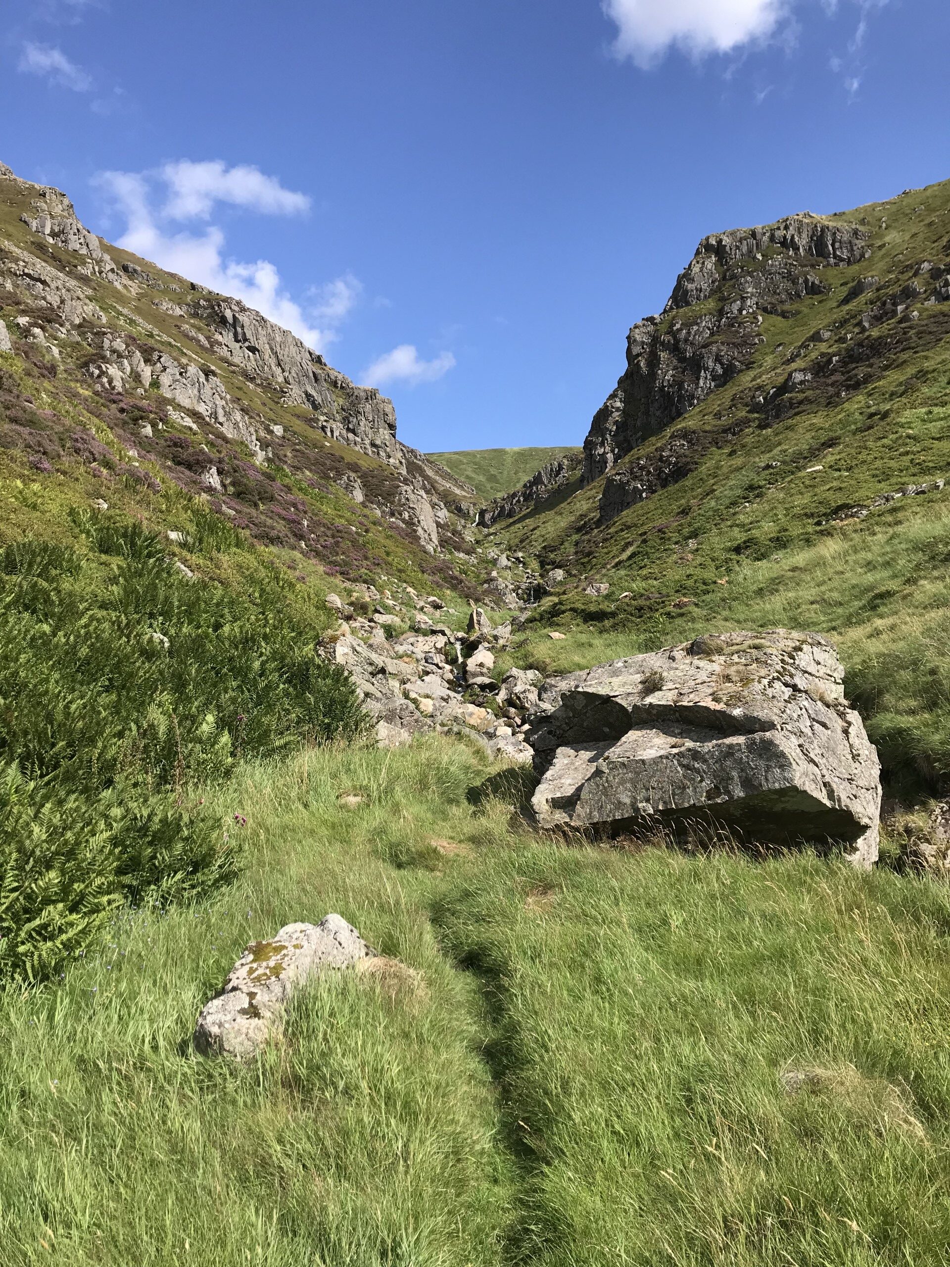 Hen Hole, Cheviots – The Yorkshire Ramblers' Club